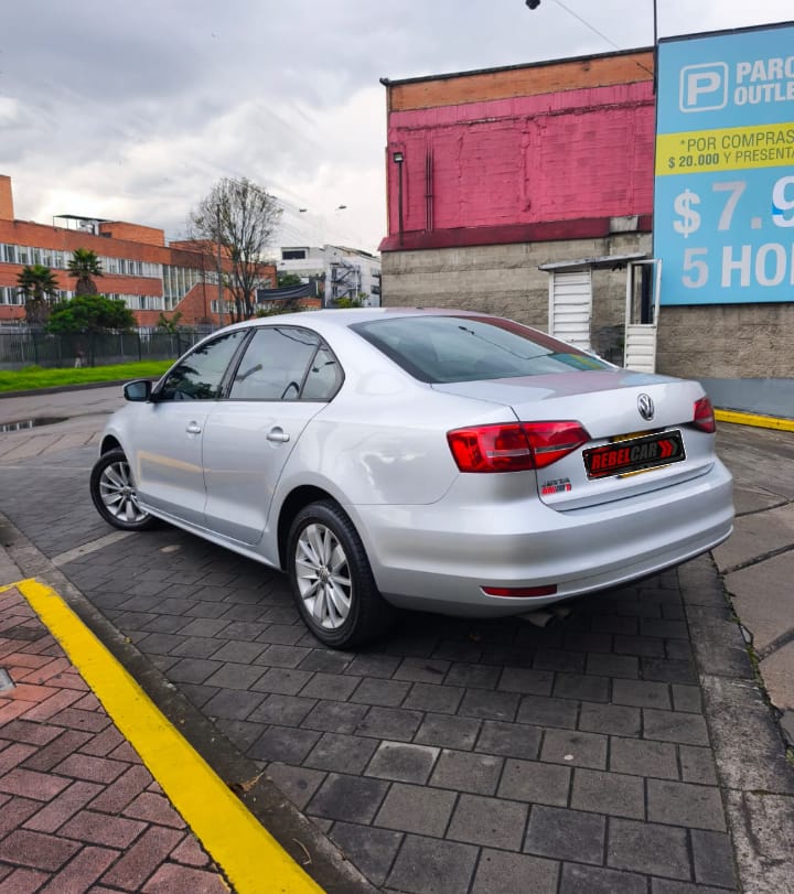 VOLKSWAGEN JETTA [6] [FL] COMFORTLINE TP 2000CC 4AB ABS – REBELCAR SAS