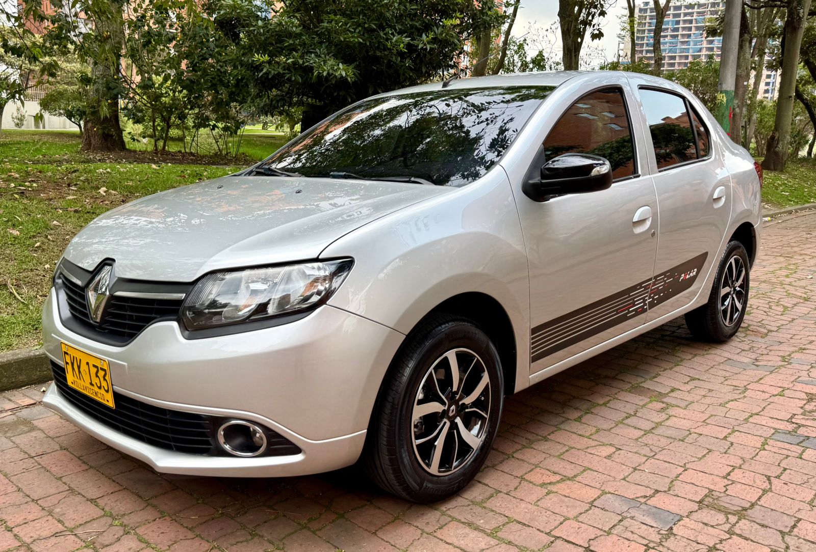 RENAULT LOGAN [2] [FL] POLAR MT 1600CC 8V AA 4AB ABS – REBELCAR SAS