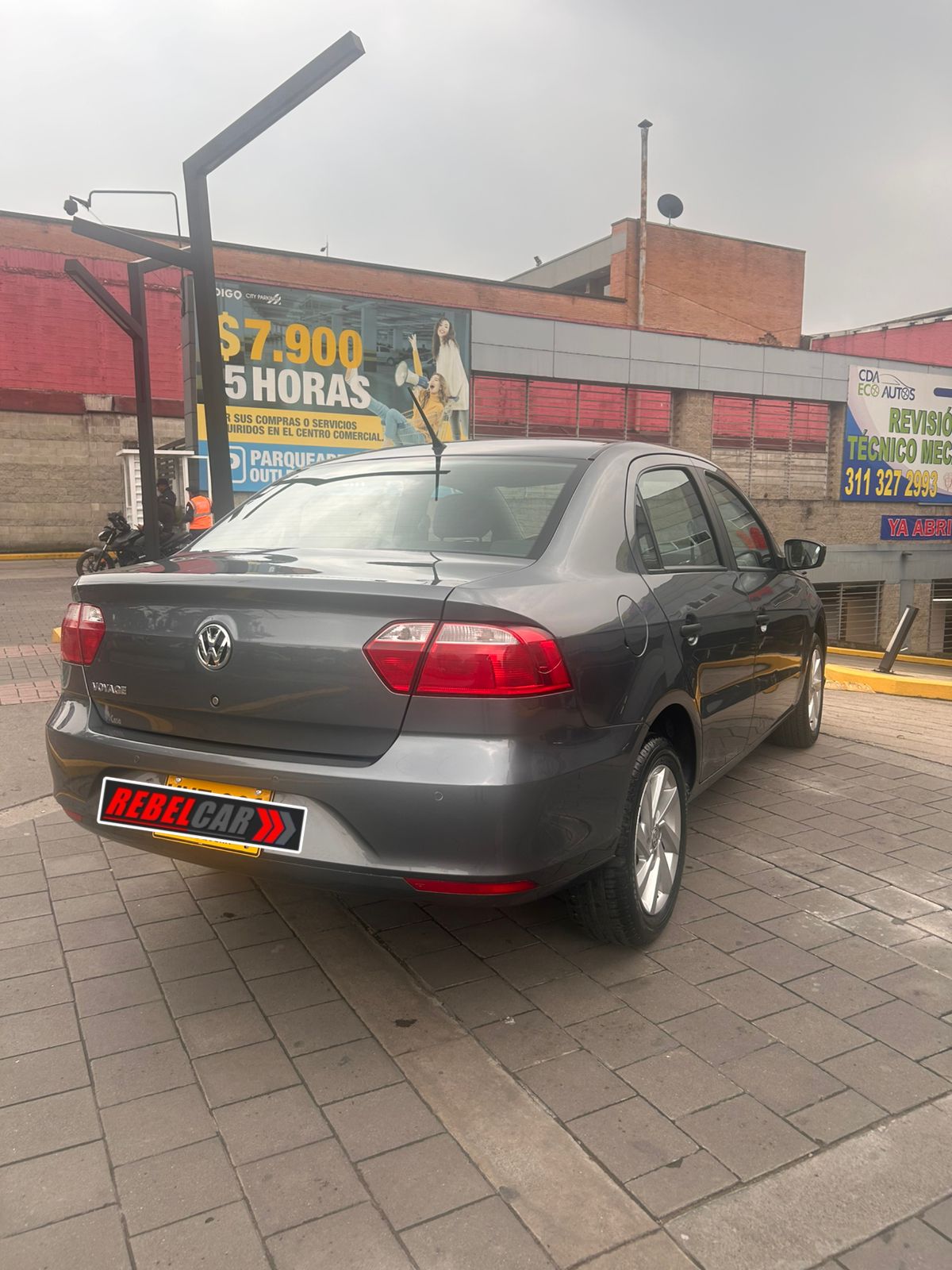 VOLKSWAGEN VOYAGE CONFORTLINE – REBELCAR SAS