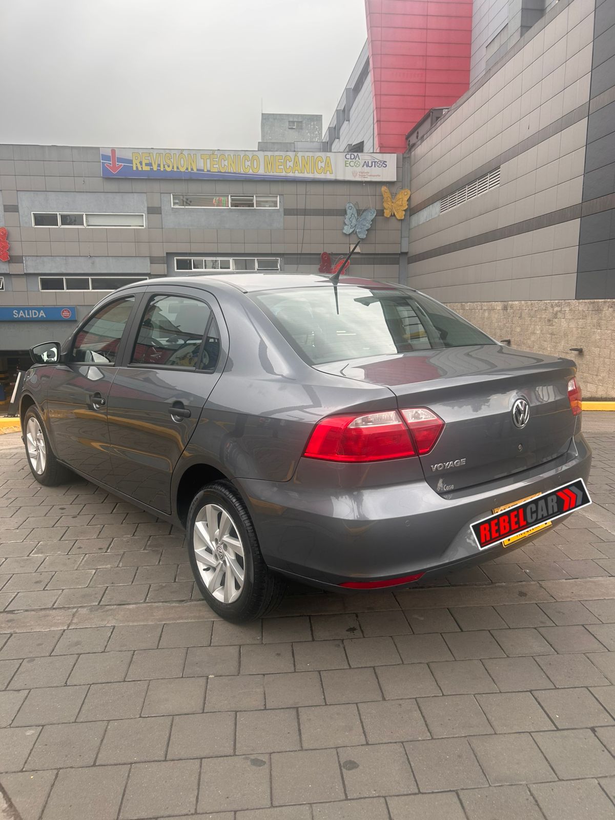 VOLKSWAGEN VOYAGE CONFORTLINE – REBELCAR SAS