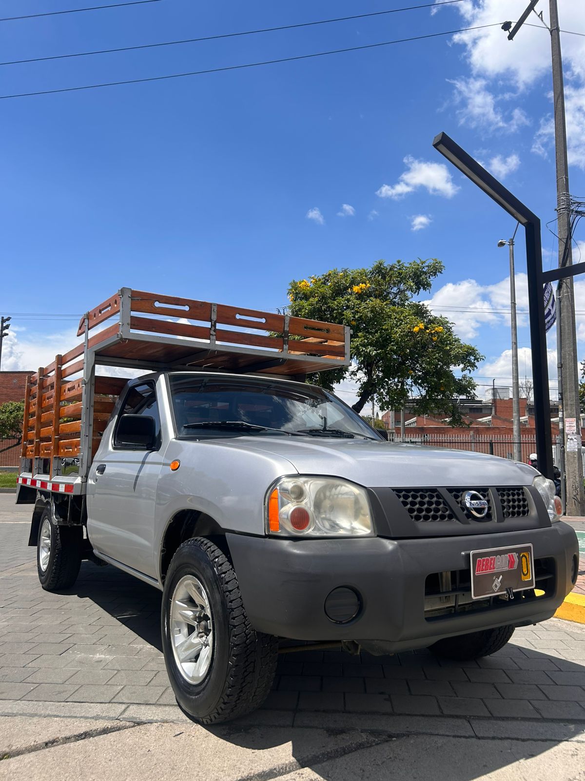 NISSAN D22/NP300 – REBELCAR SAS
